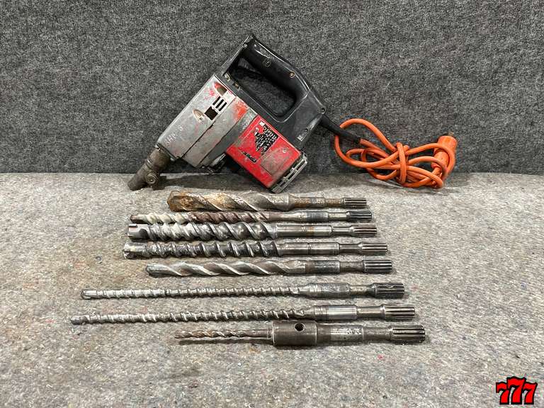 Red Head 747 Hammer Drill With 8 Bits - 777 Auction Company