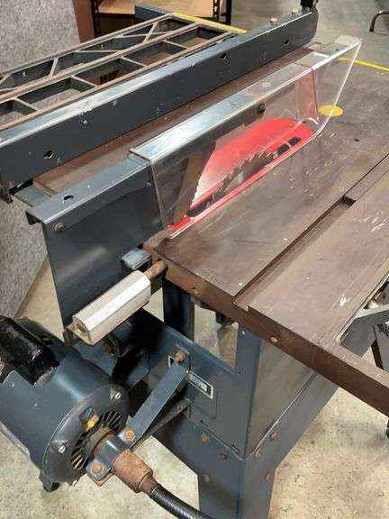Craftsman 10” Table Saw Deluxe Flex Drive - 777 Auction Company