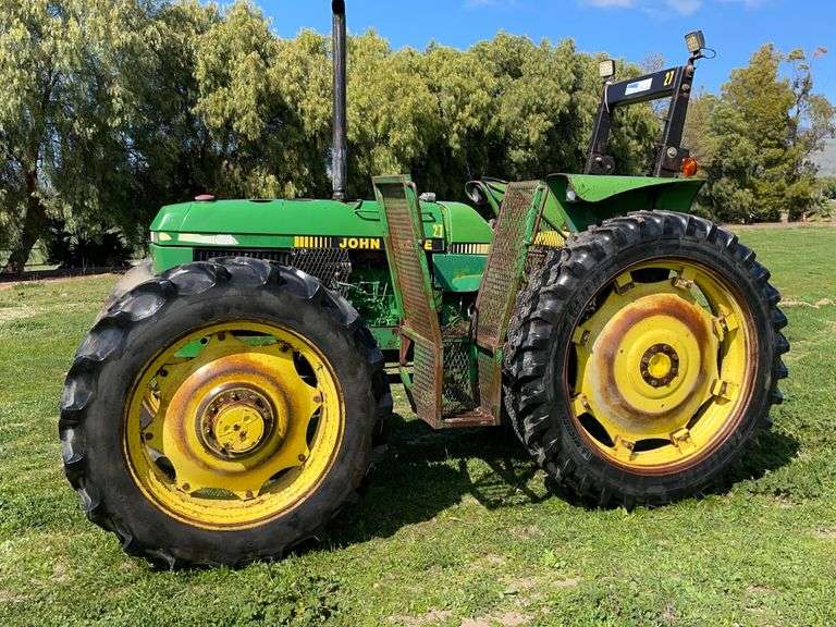 John Deere 2755 Diesel 4x4 Tractor - 777 Auction Company