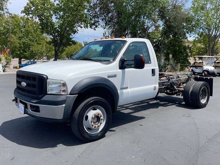 2006 Ford F-550 6.0 Diesel 4x4 with 175k miles - 777 Auction Company