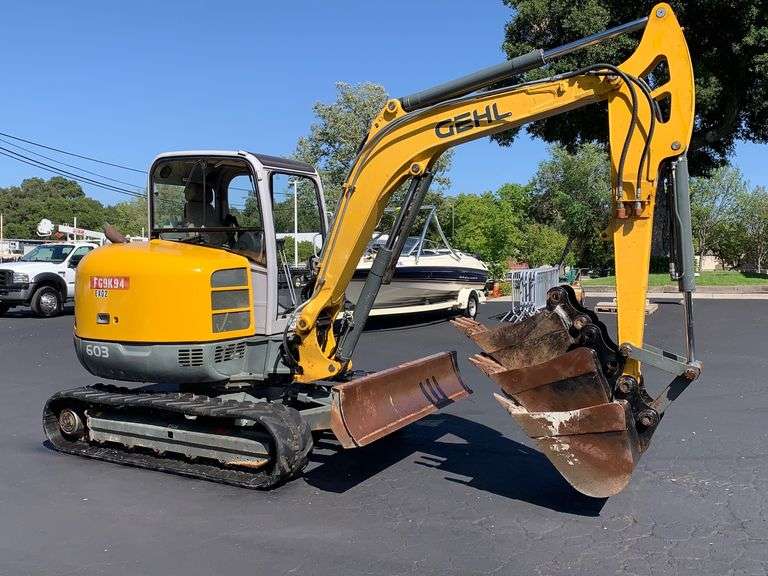 2009 Gehl 603 Excavator - 777 Auction Company