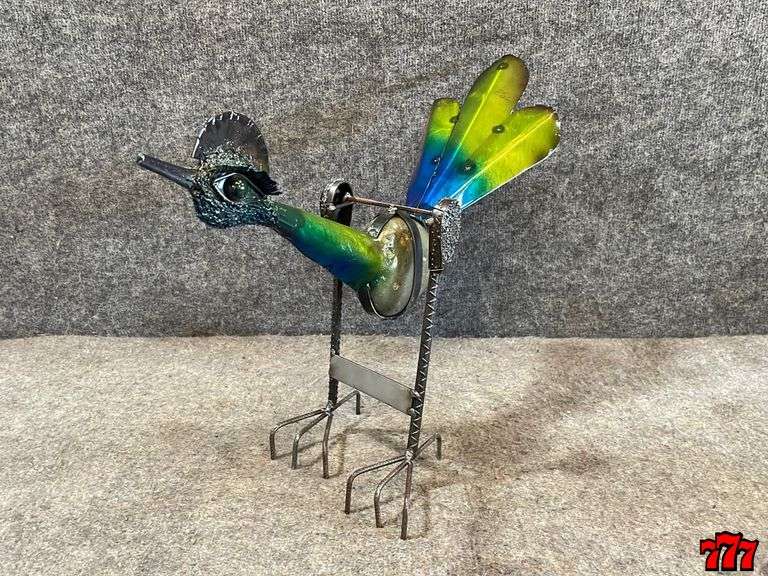 Metal Swinging Roadrunner - 777 Auction Company