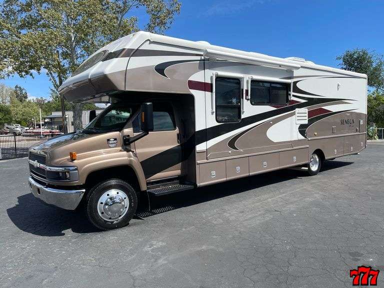 2006 Jayco Seneca 35GS Duramax Diesel Motorhome 24k Miles - 777 Auction ...