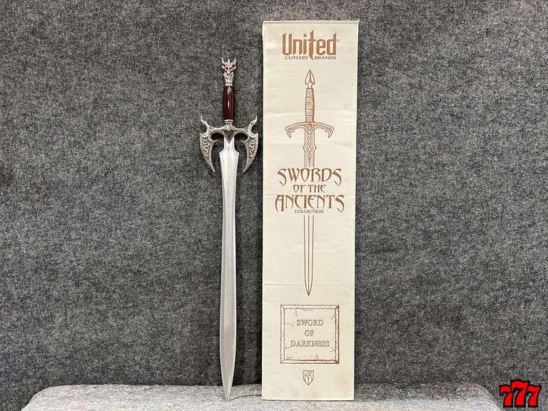 United Cutlery Swords Of The Ancients Kilgorin Sword Of Darkness - 777 ...