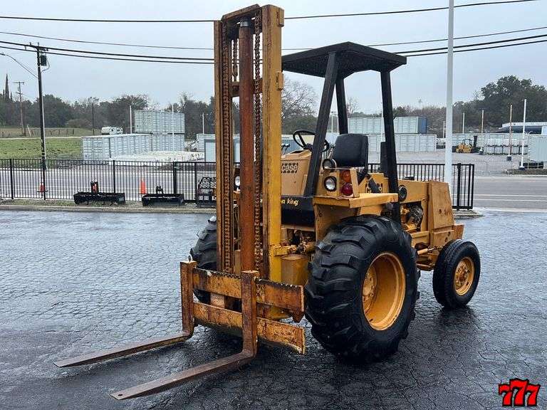 Case 588 Diesel 6,000lb All Terrain Forklift - 777 Auction Company