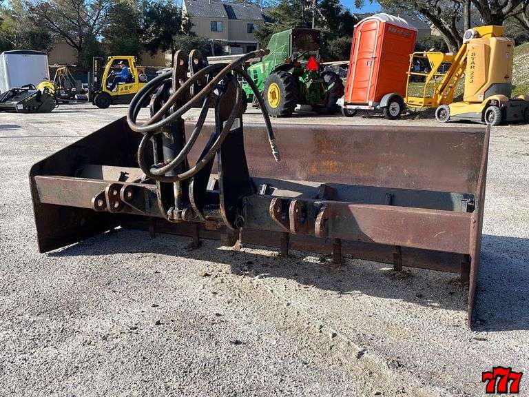 Gannon Box Scraper W/ Hydraulic Rippers - 777 Auction Company