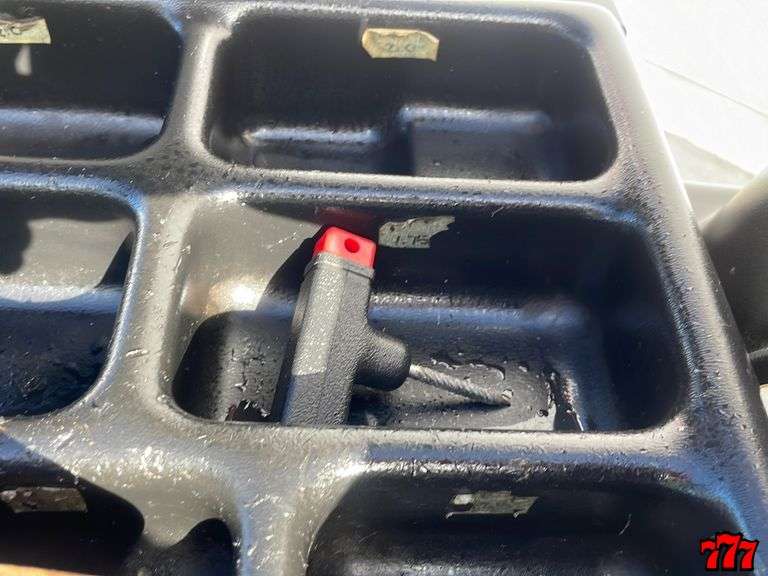 Hunter DSP 9000 Tire Balancer - 777 Auction Company