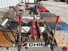 Chief G18 Frame Repair Machine - 777 Auction Company