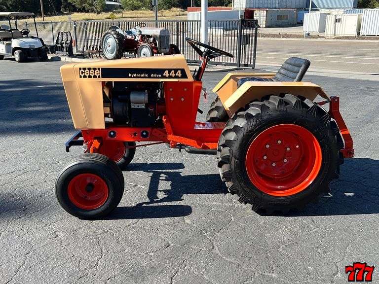 Case 444 Hydraulic Drive Mini Tractor - 777 Auction Company