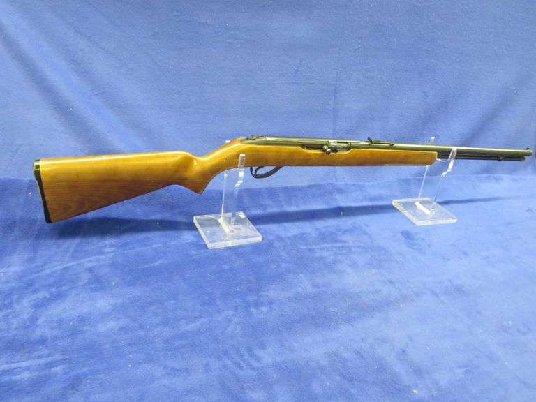 Savage Arms Springfield Model 187R .22 al. - AAA Auction and Realty