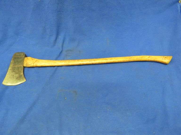 Old collectible Collins axe with Collins handle - AAA Auction and Realty