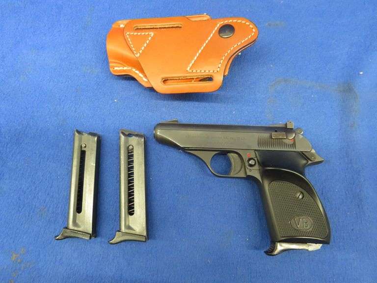 V. Bernadelli Cat. 31 semi-auto 22LR cal. pistol with three mags and a ...