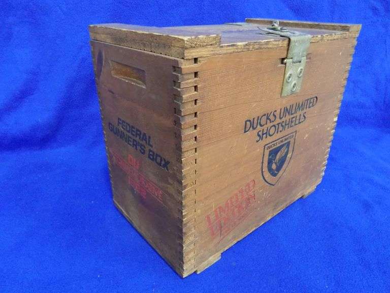 Federal DU '82 Ducks Unlimited Shotshells wooden box with 1981 DU and ...