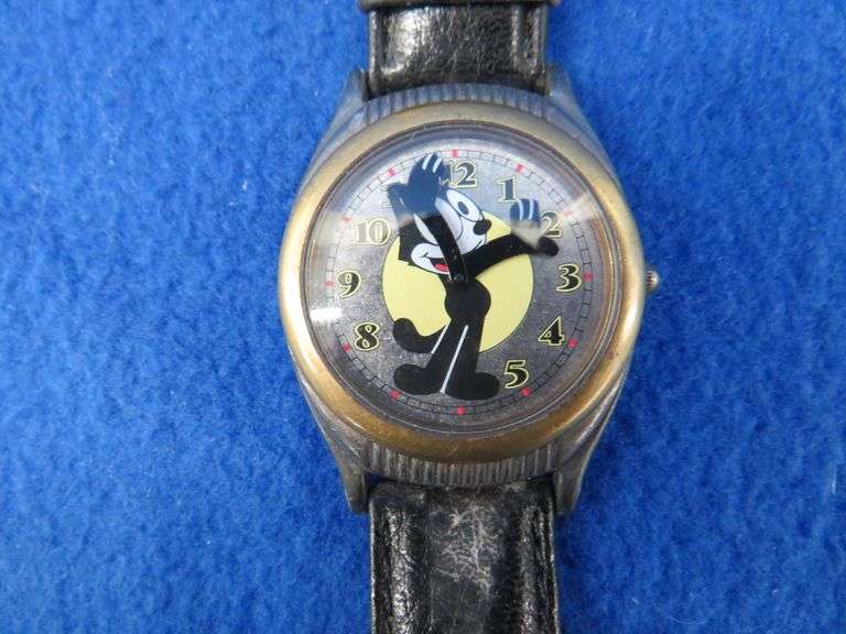 Untested Fossil Limited Edition Felix the Cat watch and a small ...