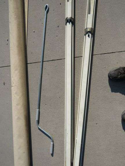 Sunsetter retractable awning model 1000 XT, approx 9' wide. Hand crank ...