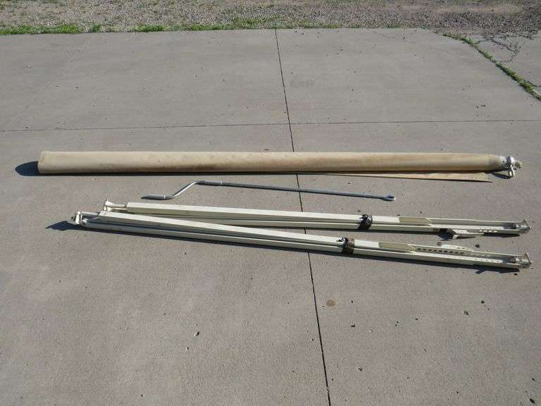 Sunsetter retractable awning model 1000 XT, approx 9' wide. Hand crank ...