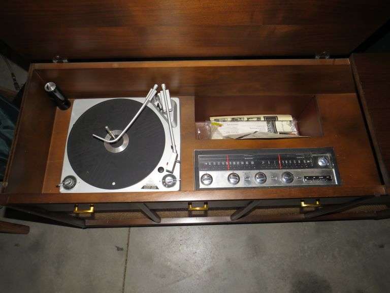 Philco 1960's era High Fi stereo cabinet. Radio works. Good sound ...