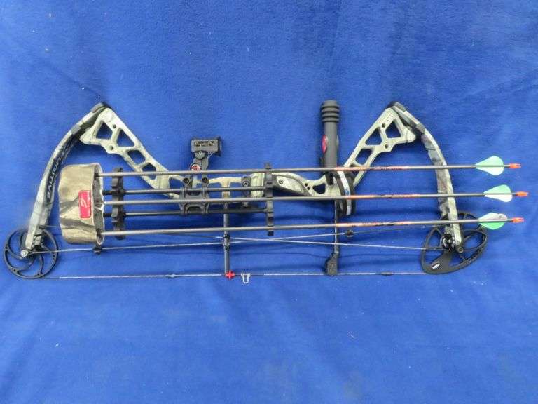 Fugitive/Diamond by Bow Tech compound bow with accessories a shown in ...