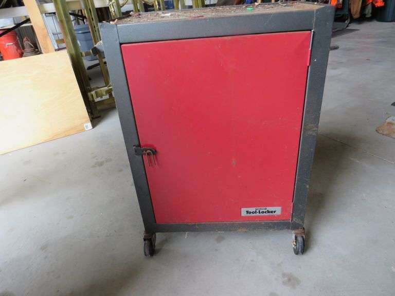 Rolling Work Shops tool locker with contents - AAA Auction and Realty