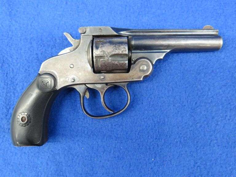 Harrington and Richardson 22 cal. 7-shot revolver. SN 359037 - AAA ...