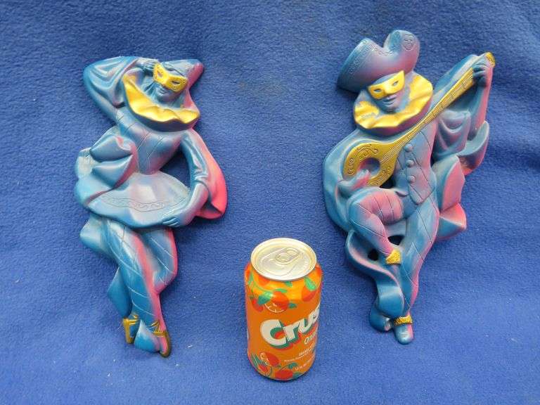 Pair of plaster wall figures - AAA Auction and Realty