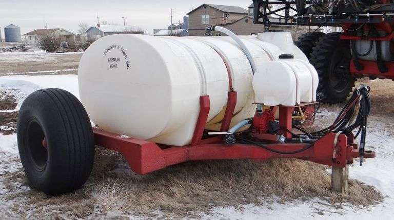 Liquid fertilizer cart, 1500 gal., aircraft tires - Ascent Auction