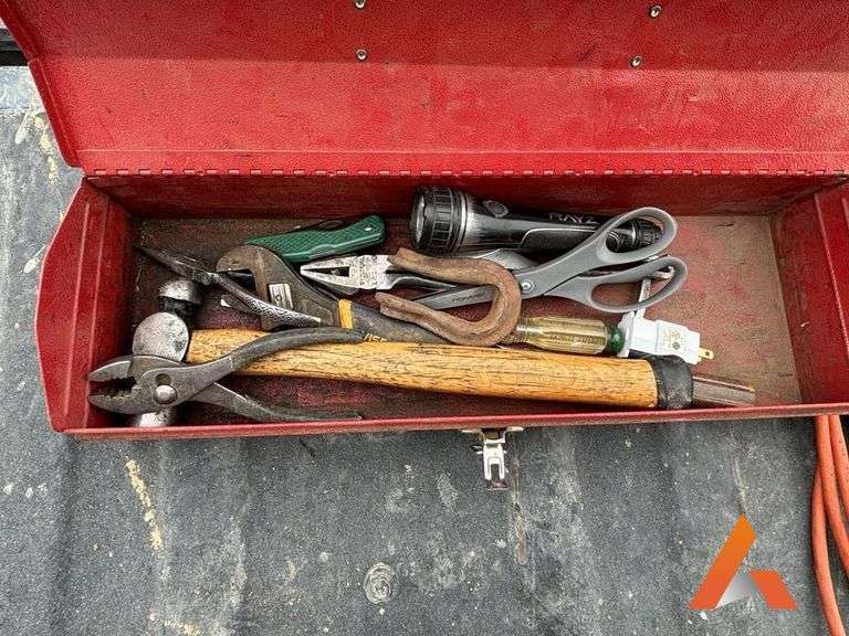 Assorted tools & light - Ascent Auction