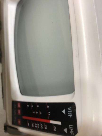 Portable rechargeable 5 inch black and white TV. 2b - Lil Dusty Online ...