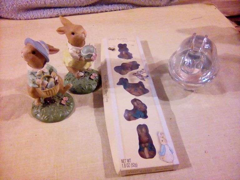Bunny on a basket with eggs , Peter Rabbit candy & 2 hopping Rabbits ...