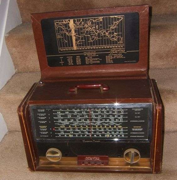 Vintage 1952 Hallicrafters World Wide Radio - has power - Lil Dusty ...