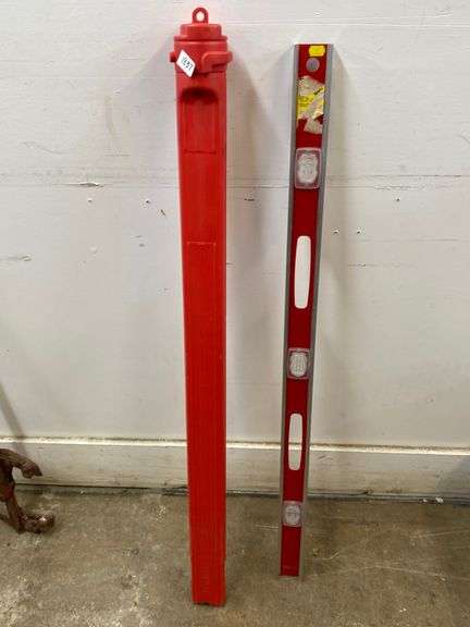 Stanley 3ft level with case - Lil Dusty Online Auctions - All Estate ...