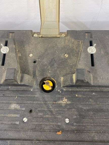 Dewalt router DW610 with Vermont American table. 17 - Lil Dusty Online ...