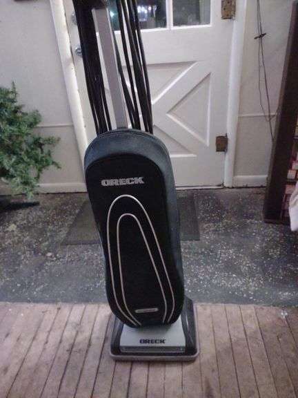 Oreck vacuum with attachments - Lil Dusty Online Auctions - All Estate ...