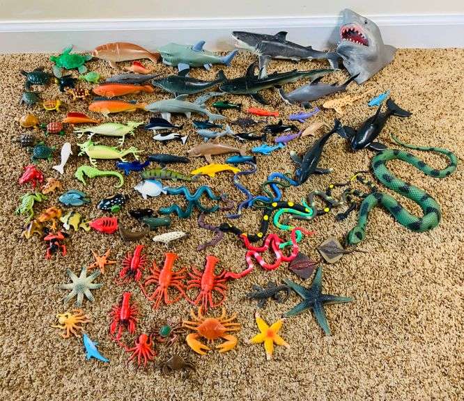 Large lot of plastic toy sea creatures and snakes - Lil Dusty Online ...