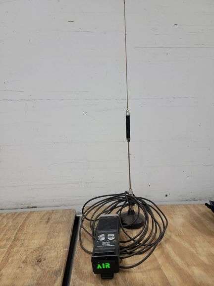 Vintage Realistic TRC-217 CB Radio Transceiver & Antenna. 1E - Lil ...