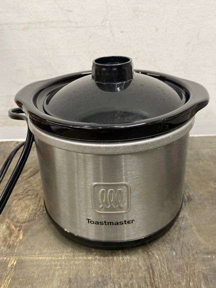 Toastmaster and Crock-Pot mini crocks. 3f - Lil Dusty Online Auctions ...