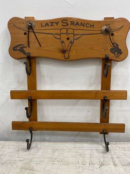 Lazy S Ranch wooden BB gun rack. 4e - Lil Dusty Online Auctions - All ...