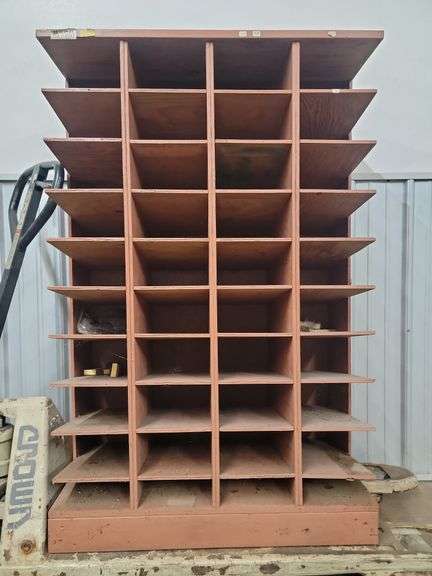 Pocket Cubby Organizer - Lil Dusty Online Auctions - All Estate ...