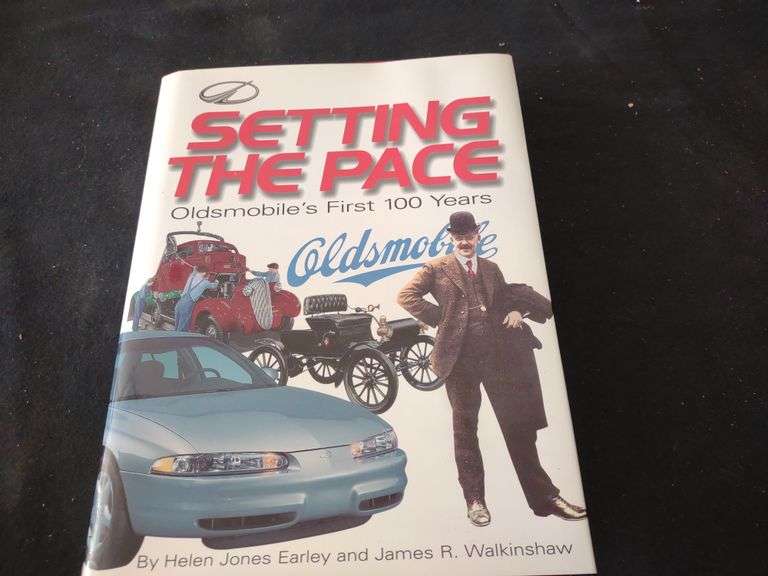 Setting The Pace Oldsmobile's First 100 Years - Lil Dusty Online ...