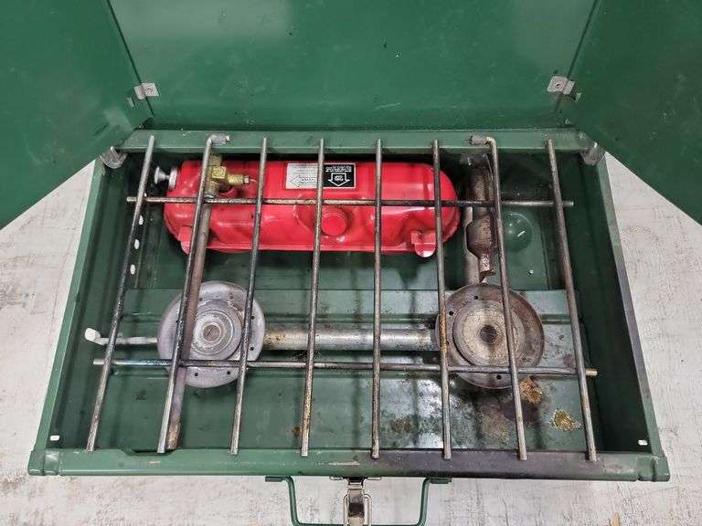 Coleman Gas Stove 425F 1984 in Original Box. 2B - Lil Dusty Online Auctions - All Estate ...