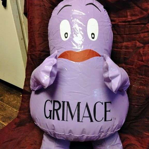 Inflatable McDonald's Grimace 28" tall and sailboat 12" tall - no leaks ...