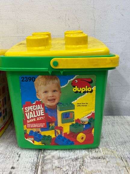 2 buckets of Duplo blocks. 5d - Lil Dusty Online Auctions - All Estate ...