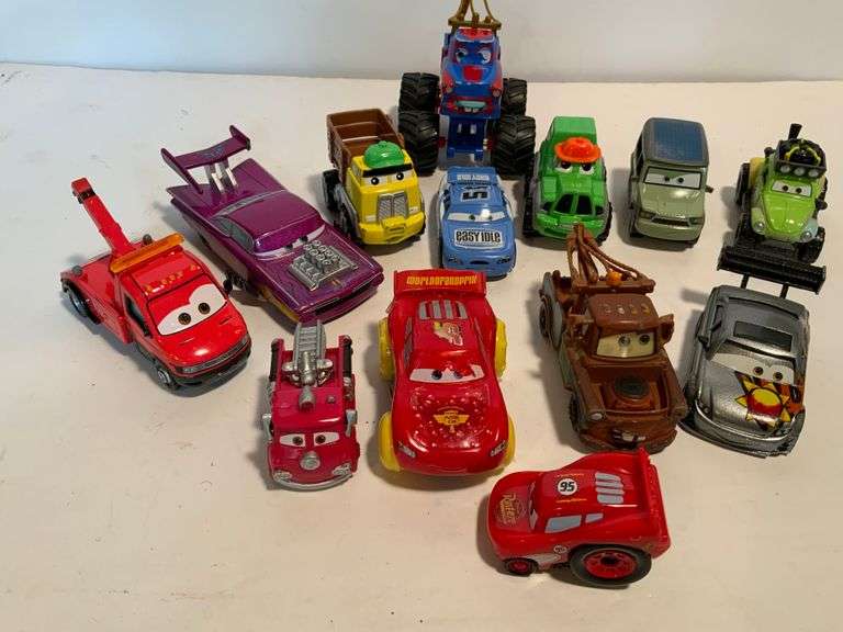 13 Disney Pixar CARS Toys Mix Lot Of Diecast And Other Toy Vehicles ...