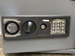 Gordon electronic safe item #45891 (no key). 5d - Lil Dusty Online ...