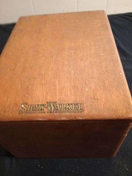 Shaw Walker Wood file box 6 1/2 x 9 x 5 1/2 - Lil Dusty Online Auctions ...