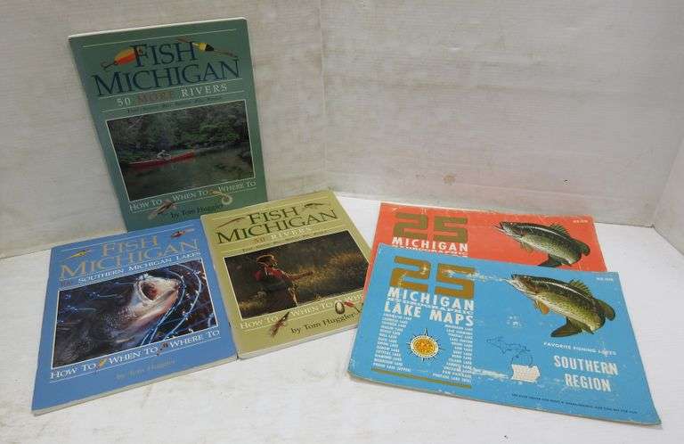 Michigan Lake and Rivers Map Books, Include: Fish Michigan, 100 ...