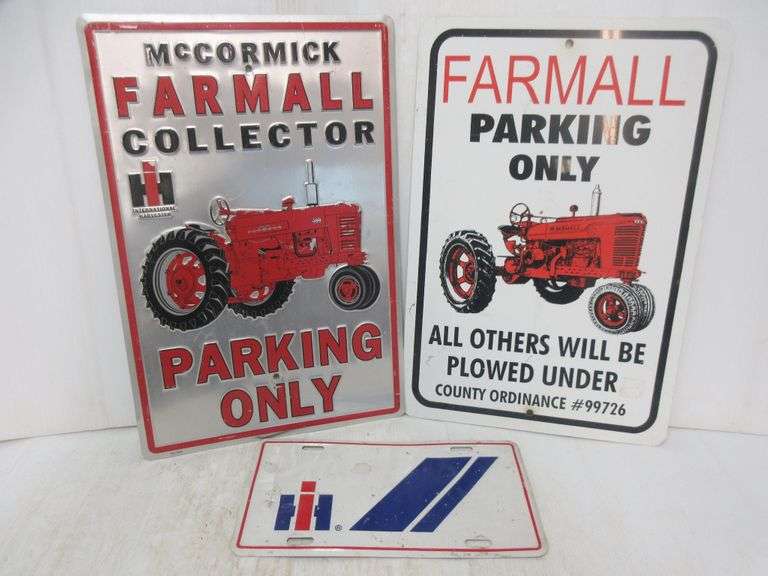 Farmall Tractor Signs - Albrecht Auction Service
