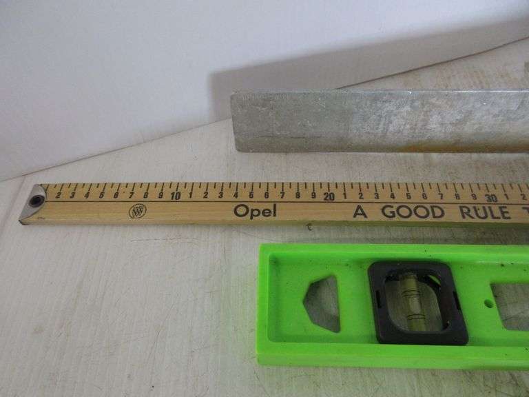 (2) Rulers, Yard Stick, Level, and 90° Angle Ruler - Albrecht Auction ...