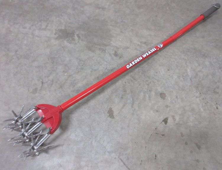 Garden Weasel Tool - Albrecht Auction Service