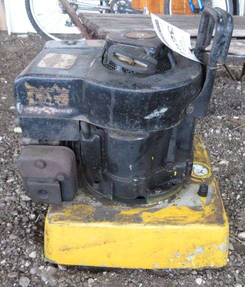 McCulloch Generator - Albrecht Auction Service